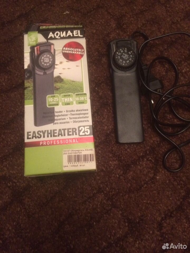 Аквариумы, водонагреватель, камни и корм для череп