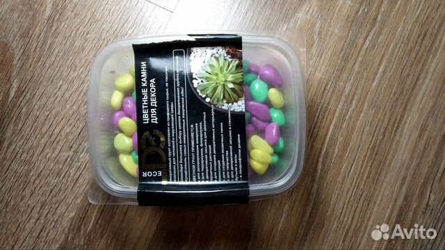 Цветные камни для декора